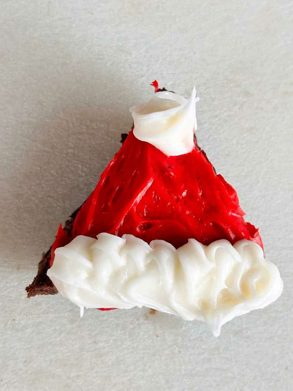 Easy Santa Hat Brownies Recipe - Seasoned Sprinkles