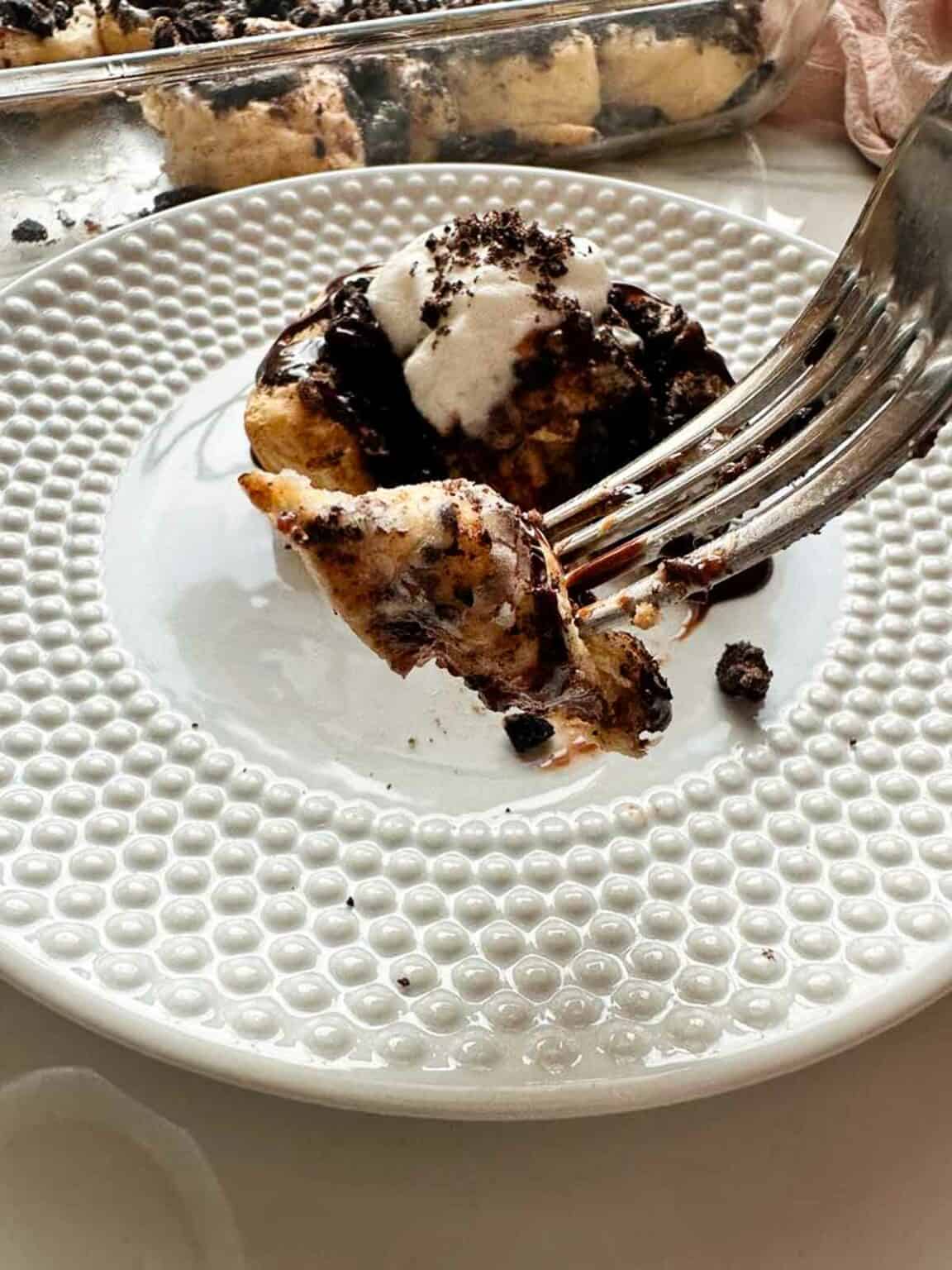 Oreo Cinnamon Buns - Seasoned Sprinkles