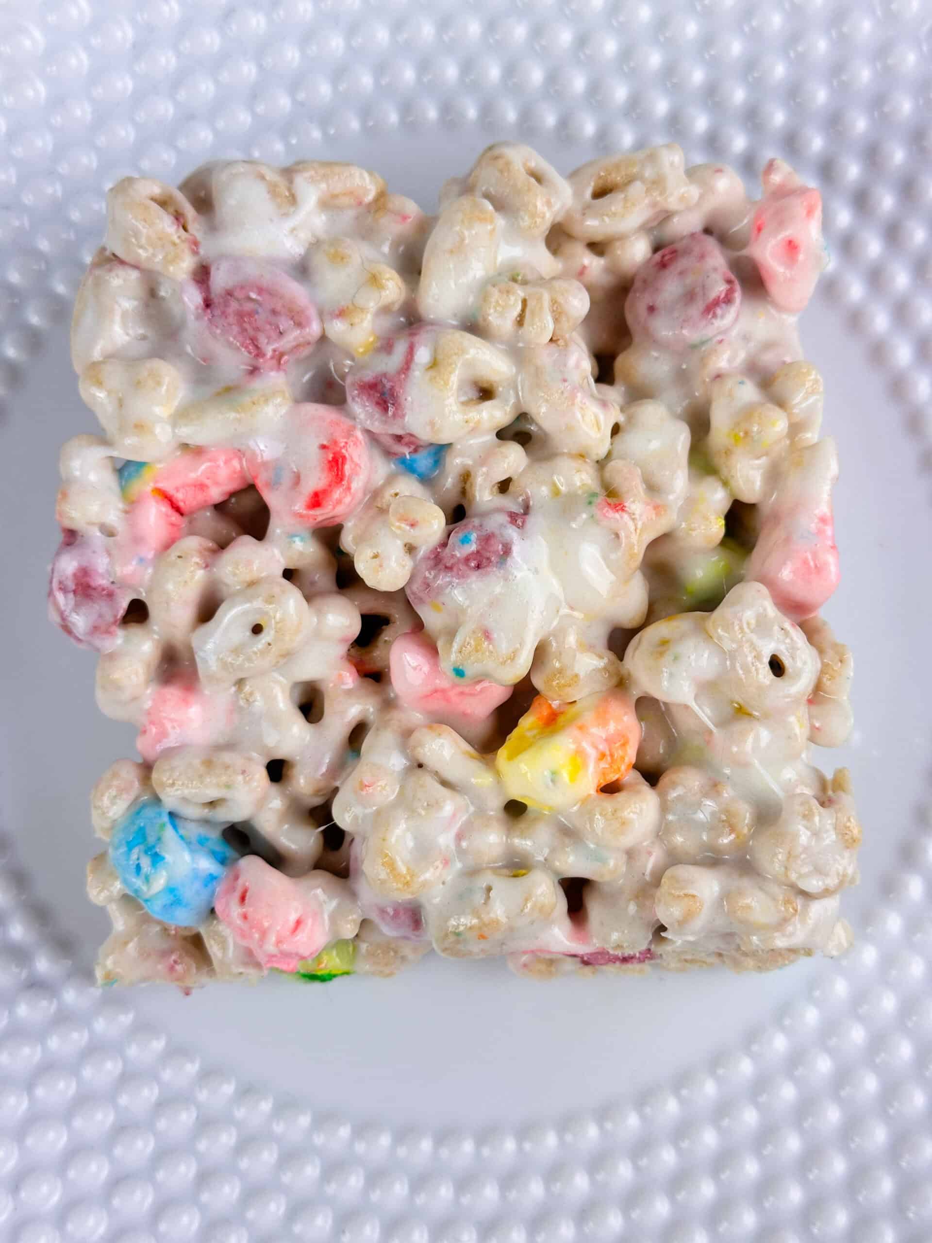 Magical Lucky Charms Krispie Treats - Seasoned Sprinkles
