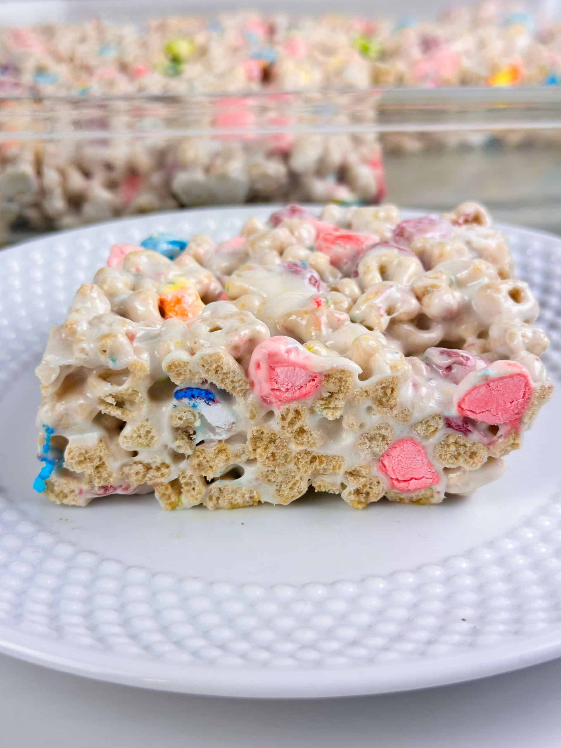 Magical Lucky Charms Krispie Treats - Seasoned Sprinkles