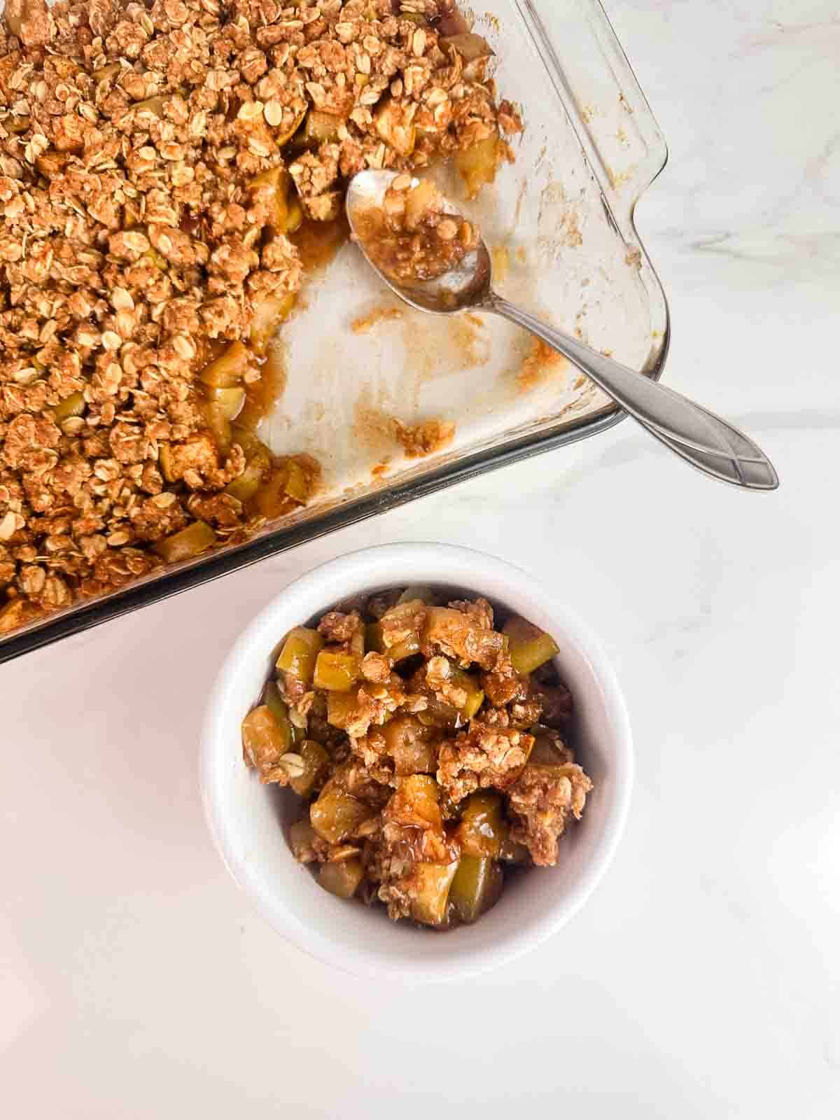 Easy Apple Crumble Recipe - Seasoned Sprinkles