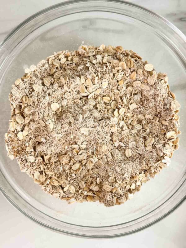 Easy Apple Crumble Recipe - Seasoned Sprinkles